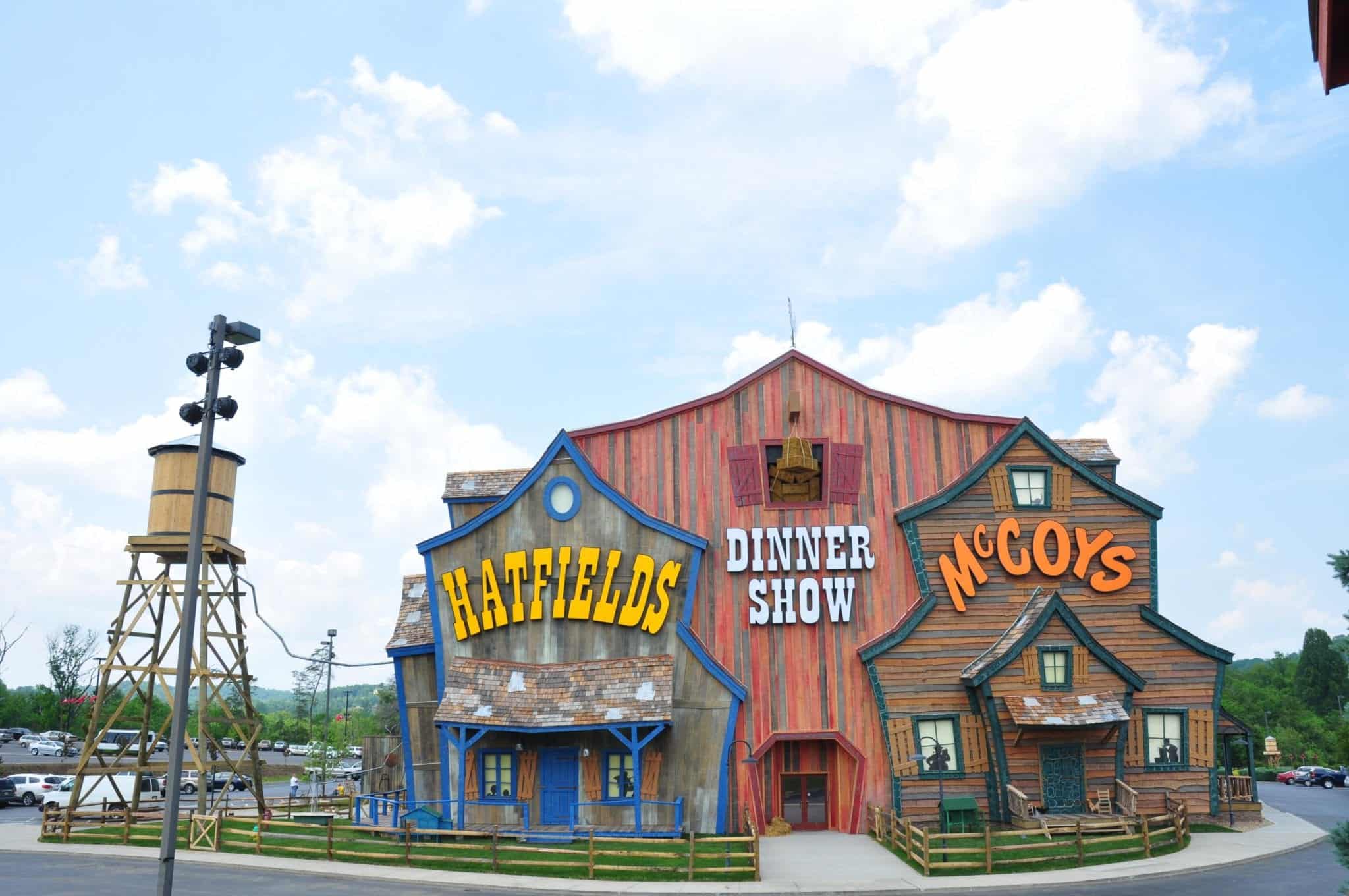 Top 4 Shows in Pigeon Forge You Don’t Want to Miss - Smoky Mountain ...